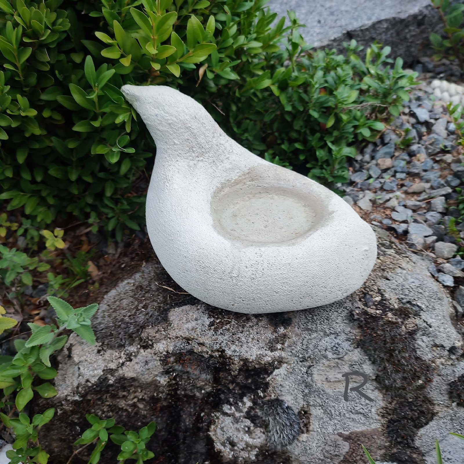 Nechybí vám na zahradě pítko? / Fler MAG