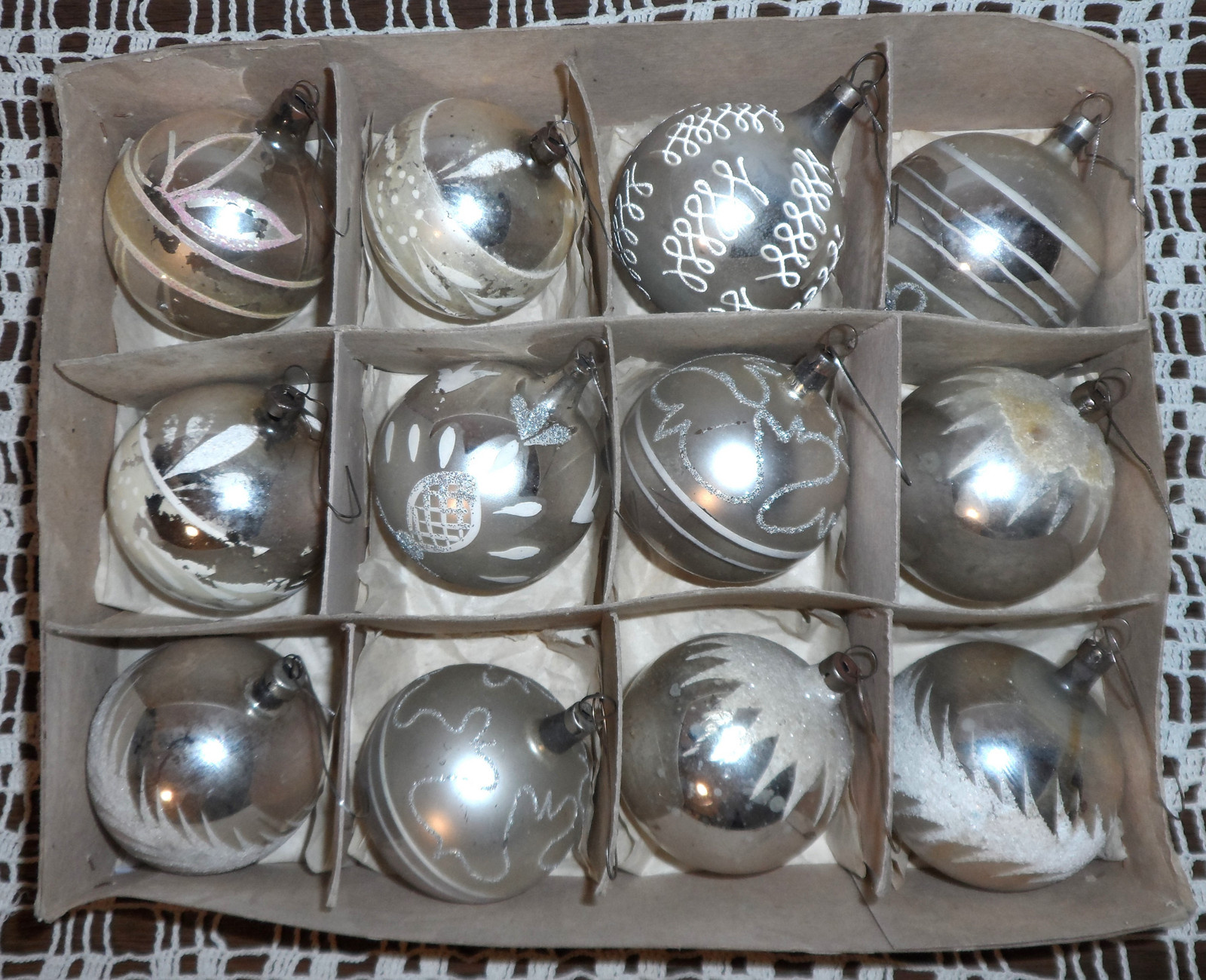 12x starožitné SKLENĚNÉ vánoční ozdoby, stříbrné / od Cusco | Fler.cz