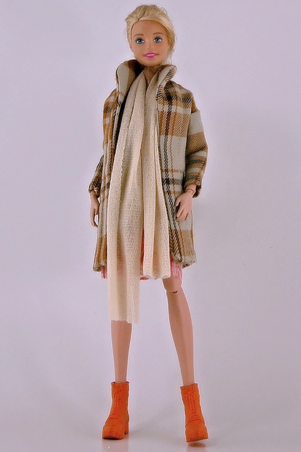 Oblečky pro panenky rezavé Barbie - Vlněný kabátek / od pipipu | Fler.cz