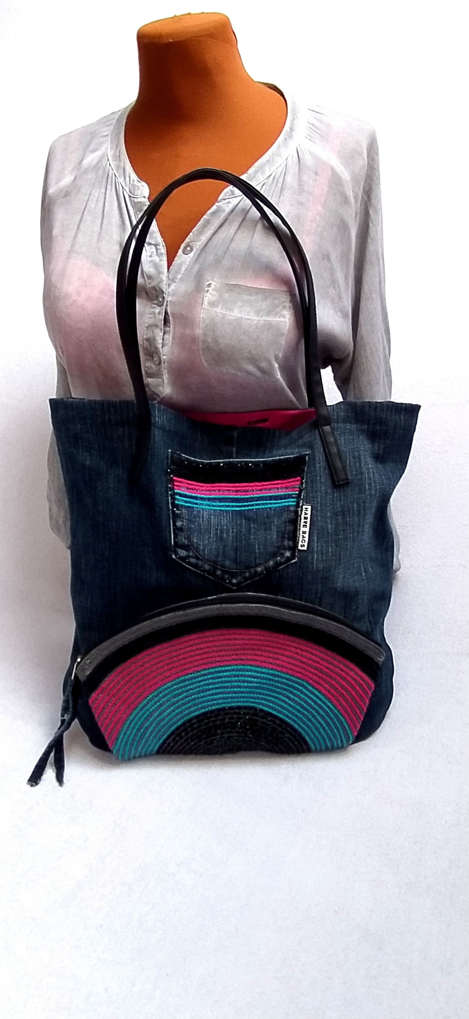 Kabelka přes rameno dámská půlnoční modrá Jana- vyšívaná / od habre ...