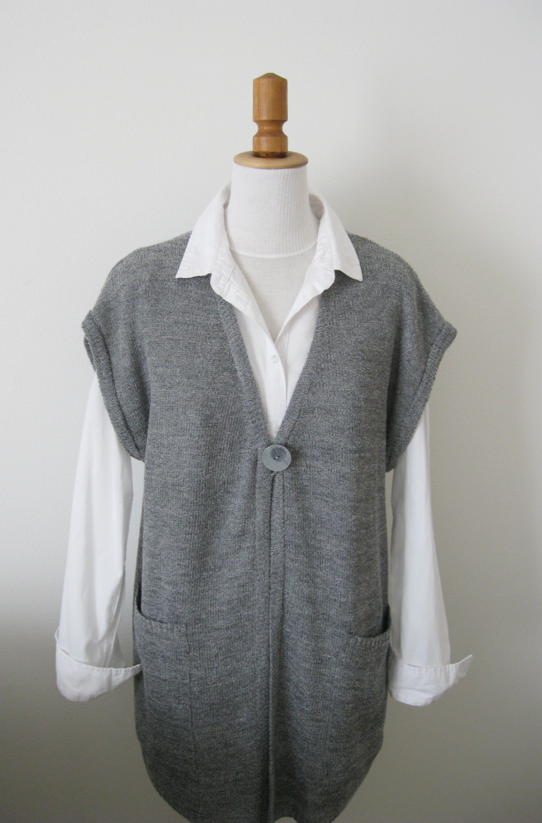 Dámská šedá Vesta bez rukávů / od Jana Kuthanová | Fler.cz