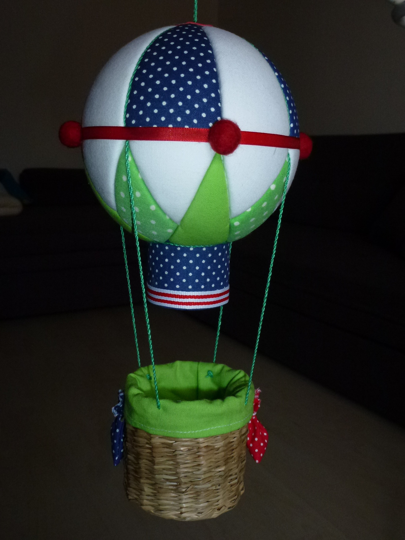 Létající balón / od evauli | Fler.cz