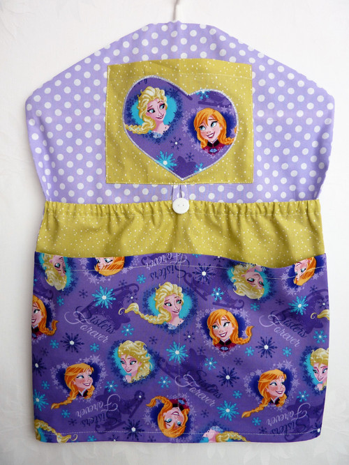 Fialový Kapsář Anna a Elsa / od Cary-Mary | Fler.cz
