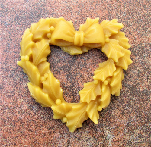 Žlutá Ozdoba - cesmínové srdce / od gildrum | Fler.cz