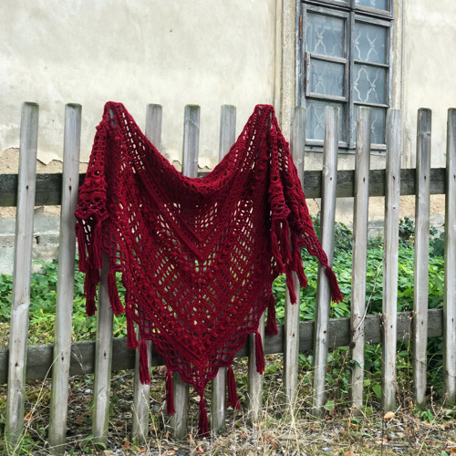 Vínový Háčkovaný šátek "Srdeční záležitost" pro nevěstu / od Ivabed ...