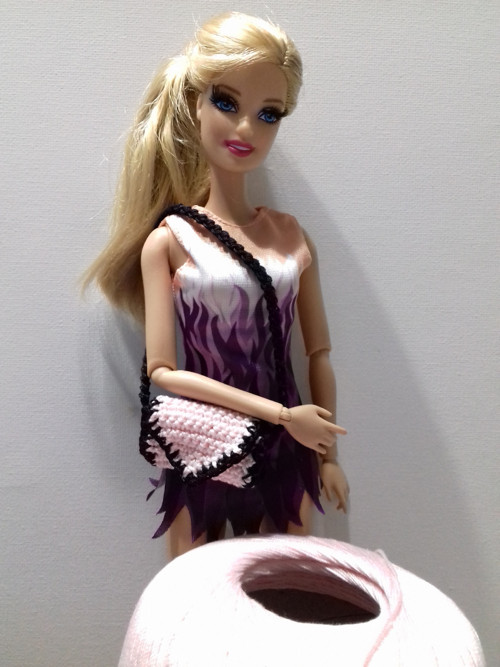 Růžové Šatičky pro Barbie - kabelka č. 4 / od ynnot | Fler.cz