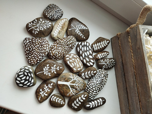 Šedý Malované kamínky - s l e v a !! / od Hand-D | Fler.cz