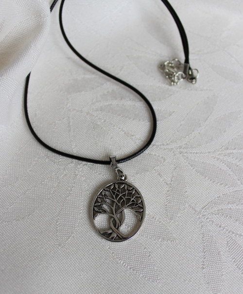 Náhrdelník Rodinný strom života. / od Lvice.z.cech | Fler.cz