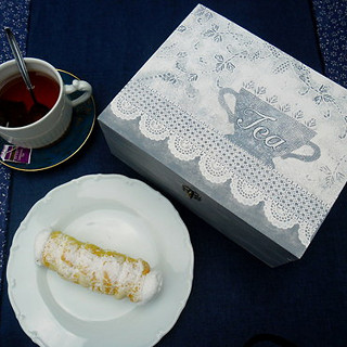 Krabička bílá tea / od lachtani | Fler.cz