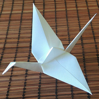 Origami jeřáb v bílém II. / od Ann-chan | Fler.cz