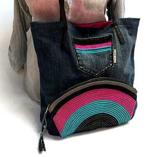 Kabelka přes rameno dámská půlnoční modrá Jana- vyšívaná / od habre ...