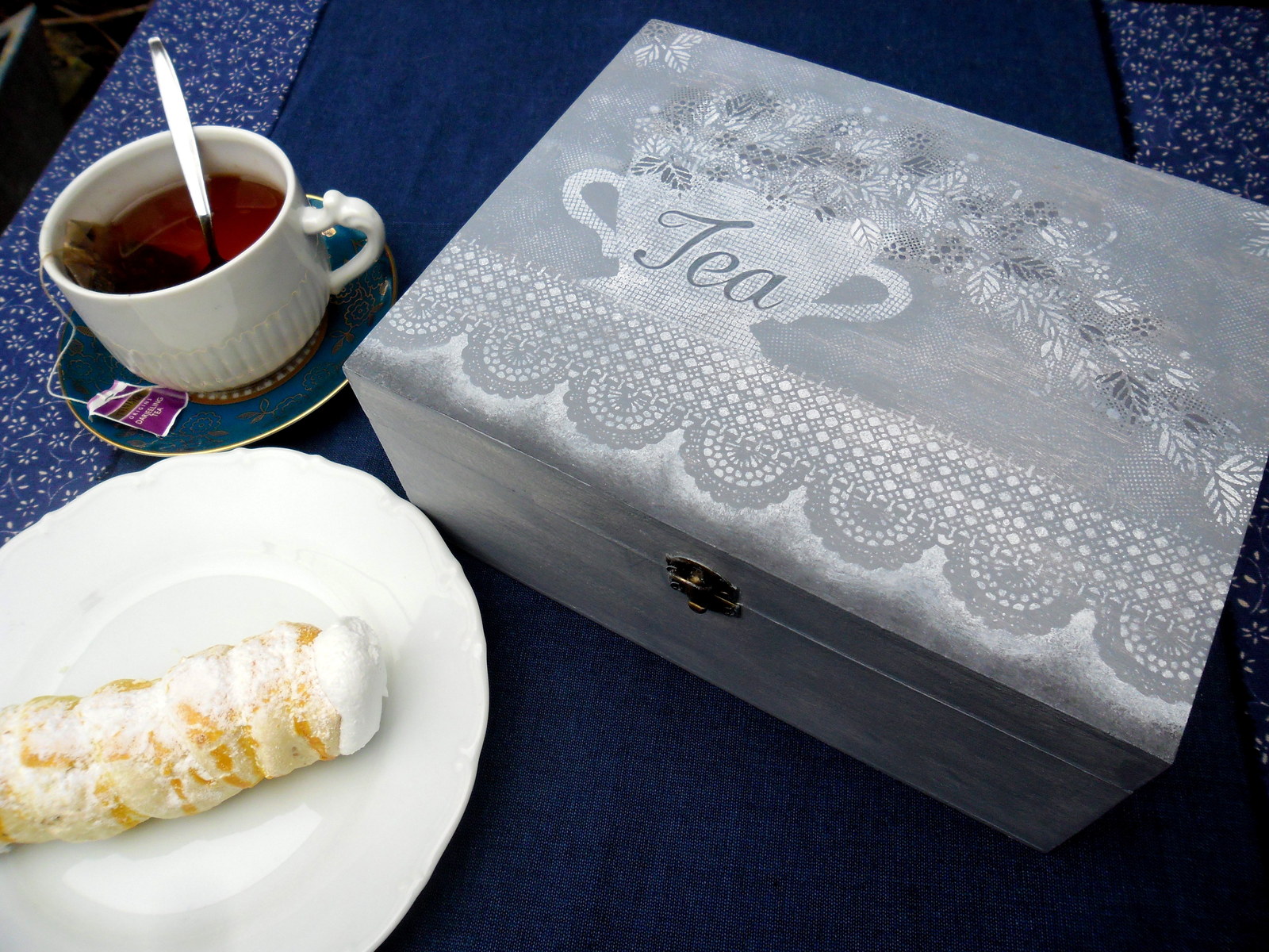 Krabička bílá tea 2 / od lachtani | Fler.cz