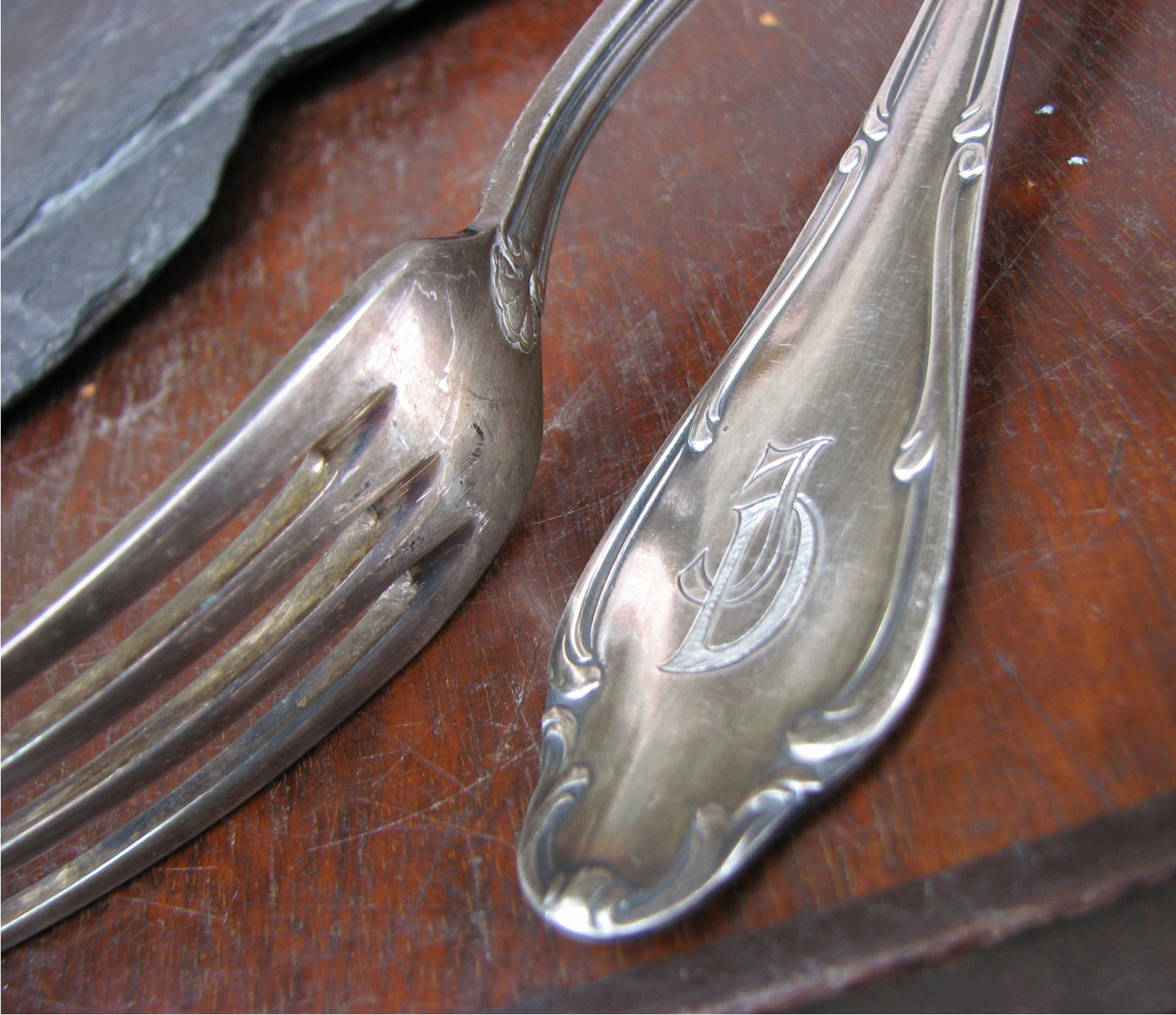 Servírovací lžíce a vidlička Wellner Silber,alpaka / od letokruhy | Fler.cz