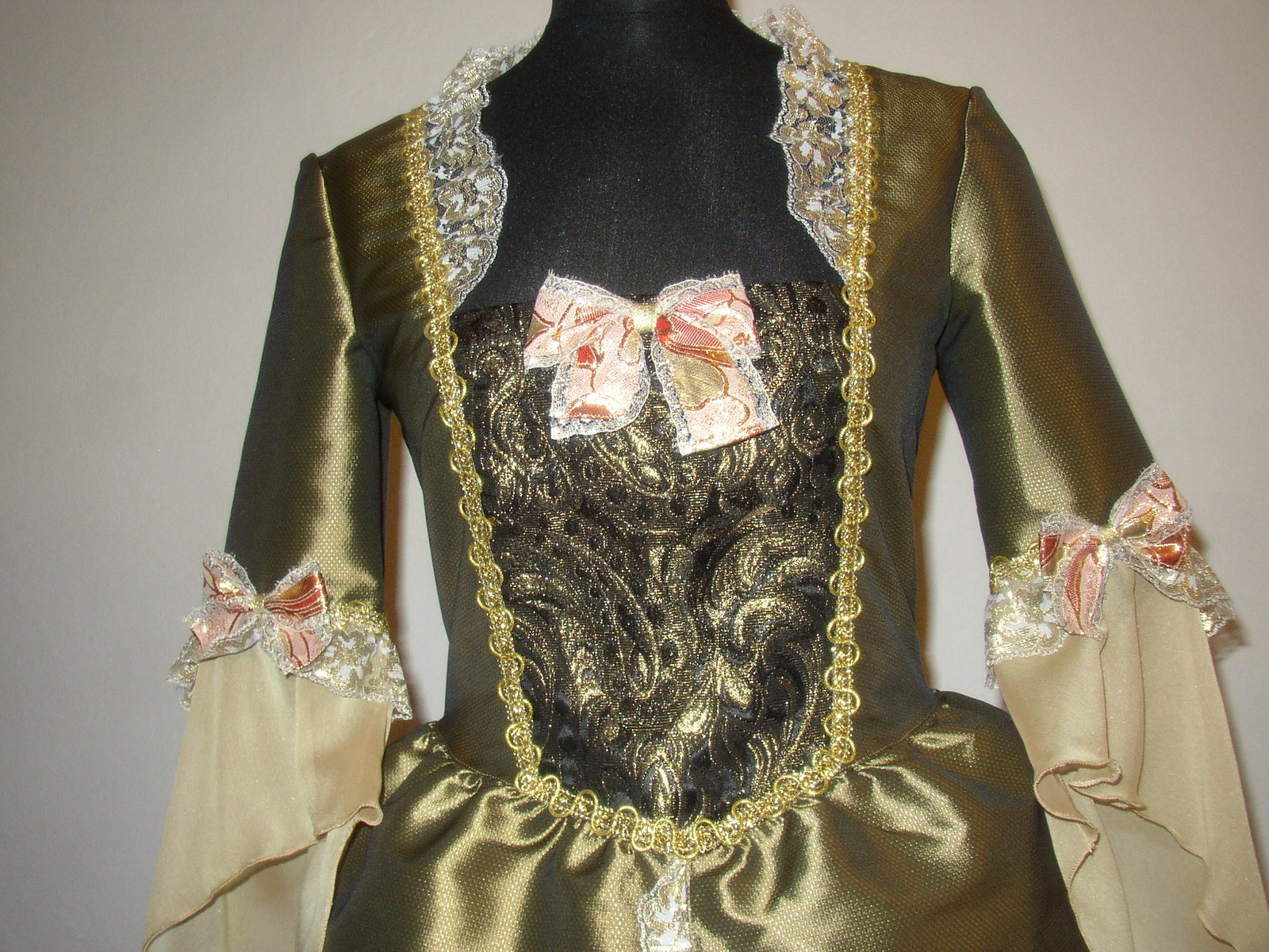 Šaty béžové Kostým Barokní dáma / od mask | Fler.cz