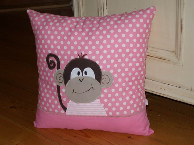 Polštář 40x40 cm bílý Opičí polštářek v růžové / od dílna PAG | Fler.cz
