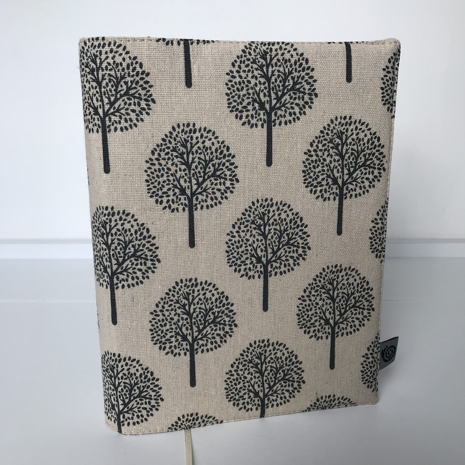 Béžový Nastavitelný obal na knihu stromy na režné / od MossyArt | Fler.cz