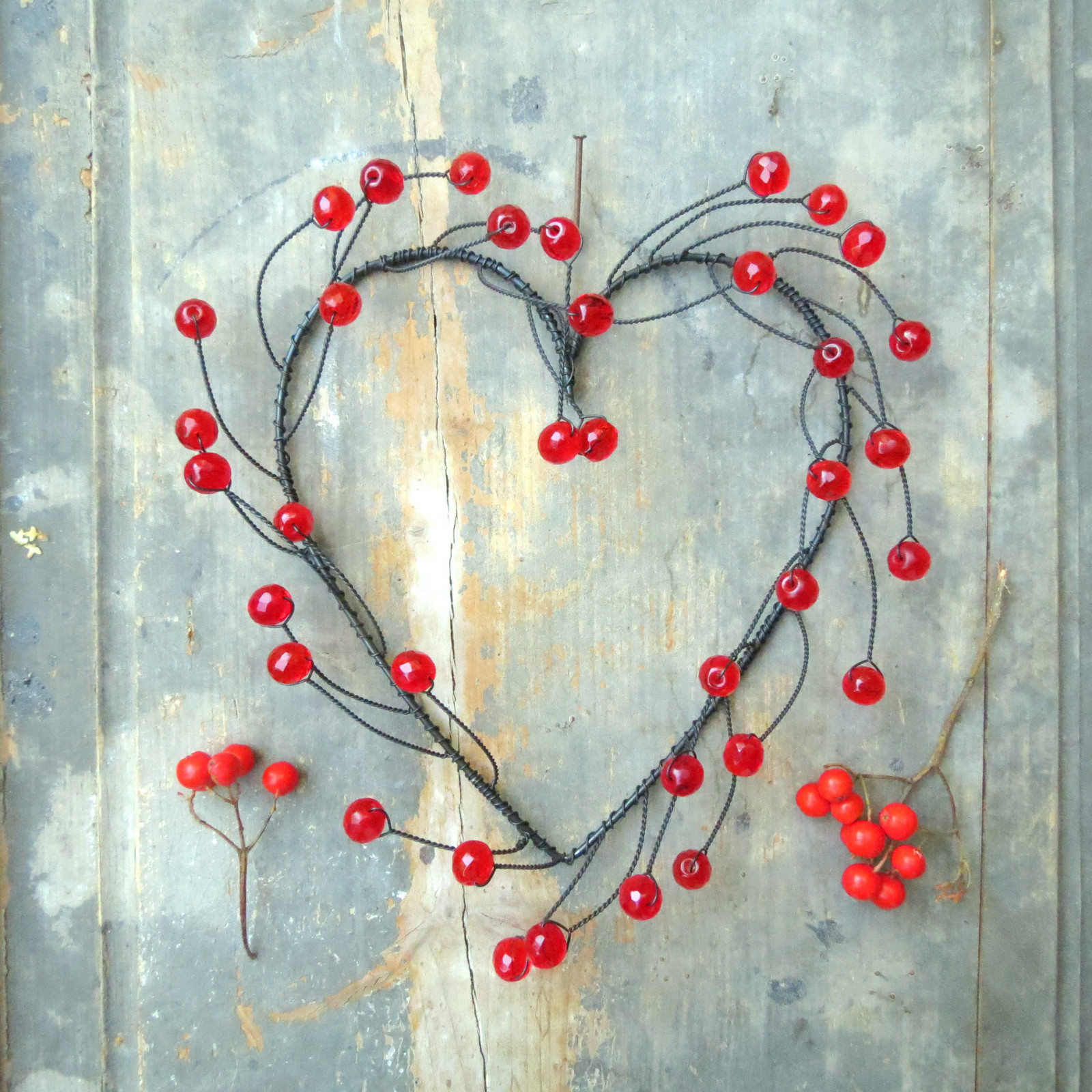 Červené srdce z jeřabin / od smu | Fler.cz