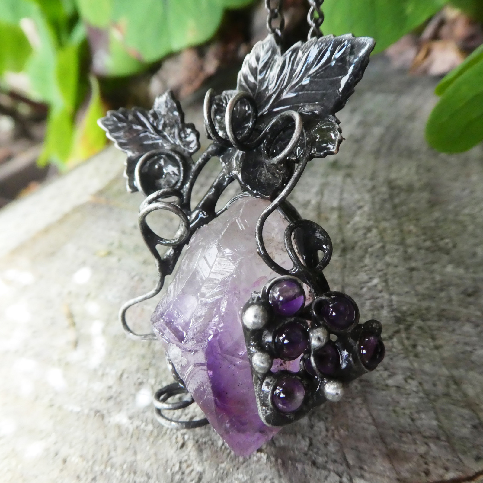 Náhrdelník dámský fialový Lepší je vínečko... - surový ametyst / od ...