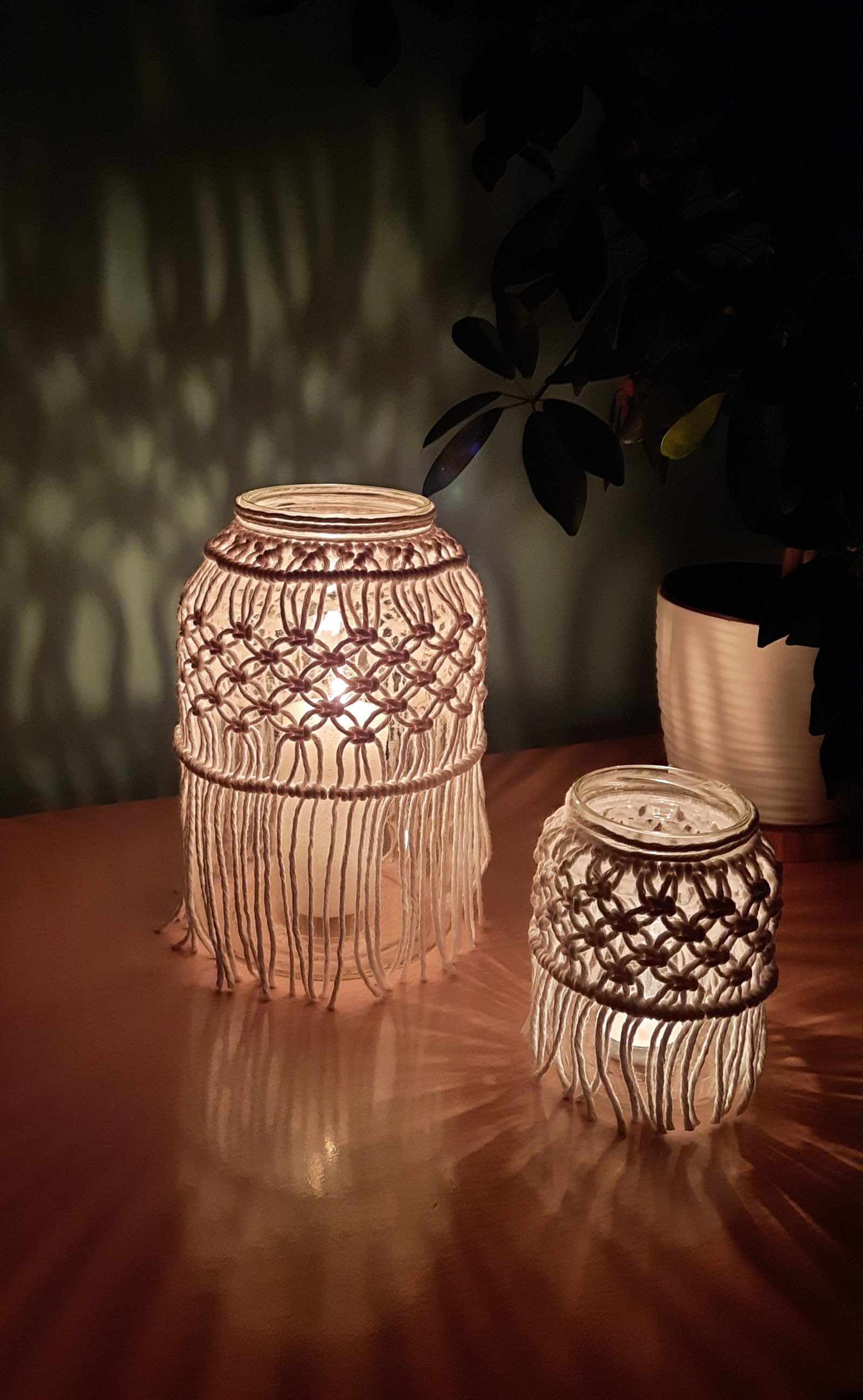 Bílá Macramé lucerna - Macramé svícen / od Alamade | Fler.cz
