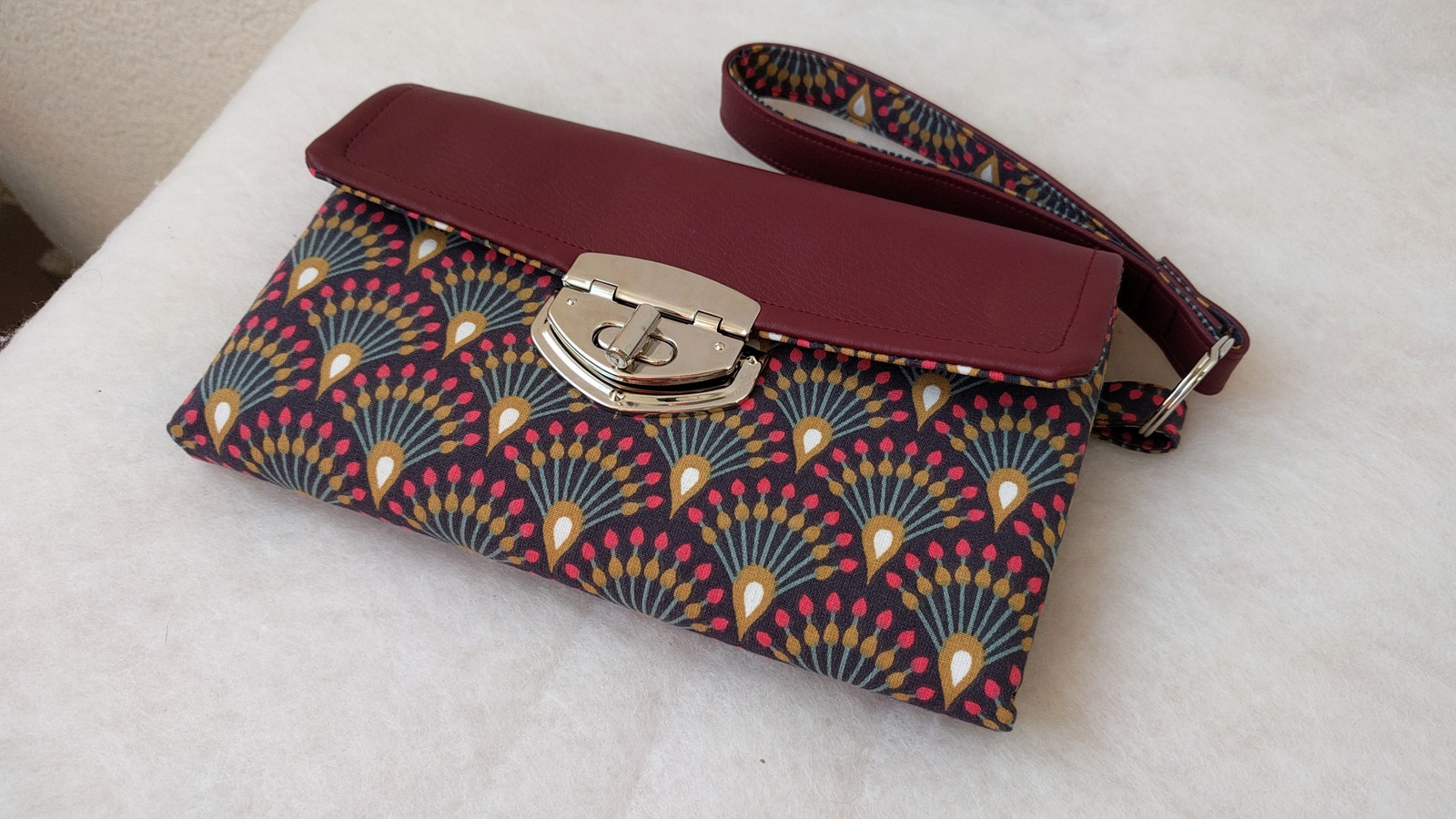 Dámská vínová Peněženka nebo organizér do kabelky / od H.Ž.- tvorba ...