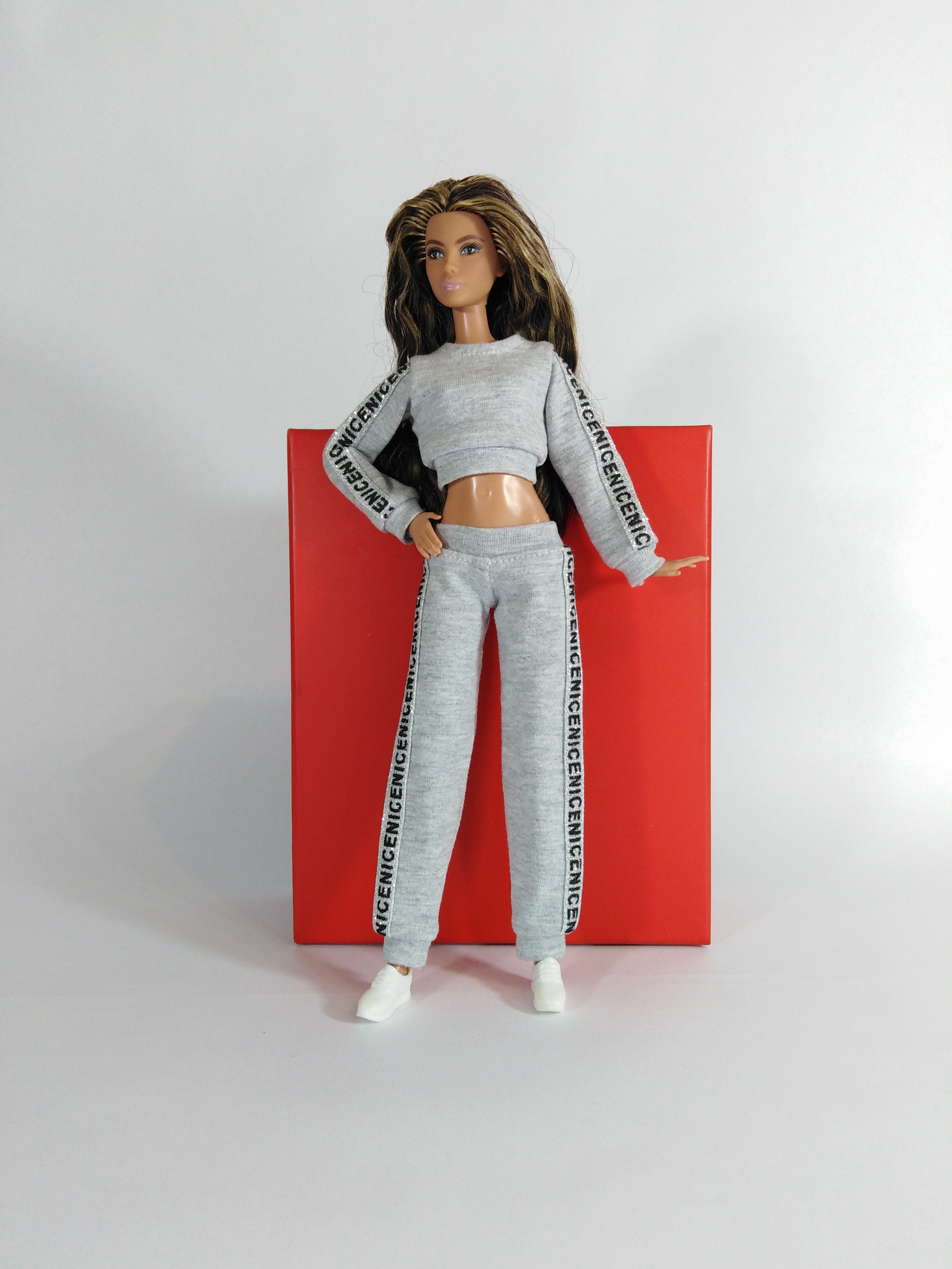 Oblečky pro panenky dětské šedé Barbie mikina krátká č-1 / od Abudancia ...