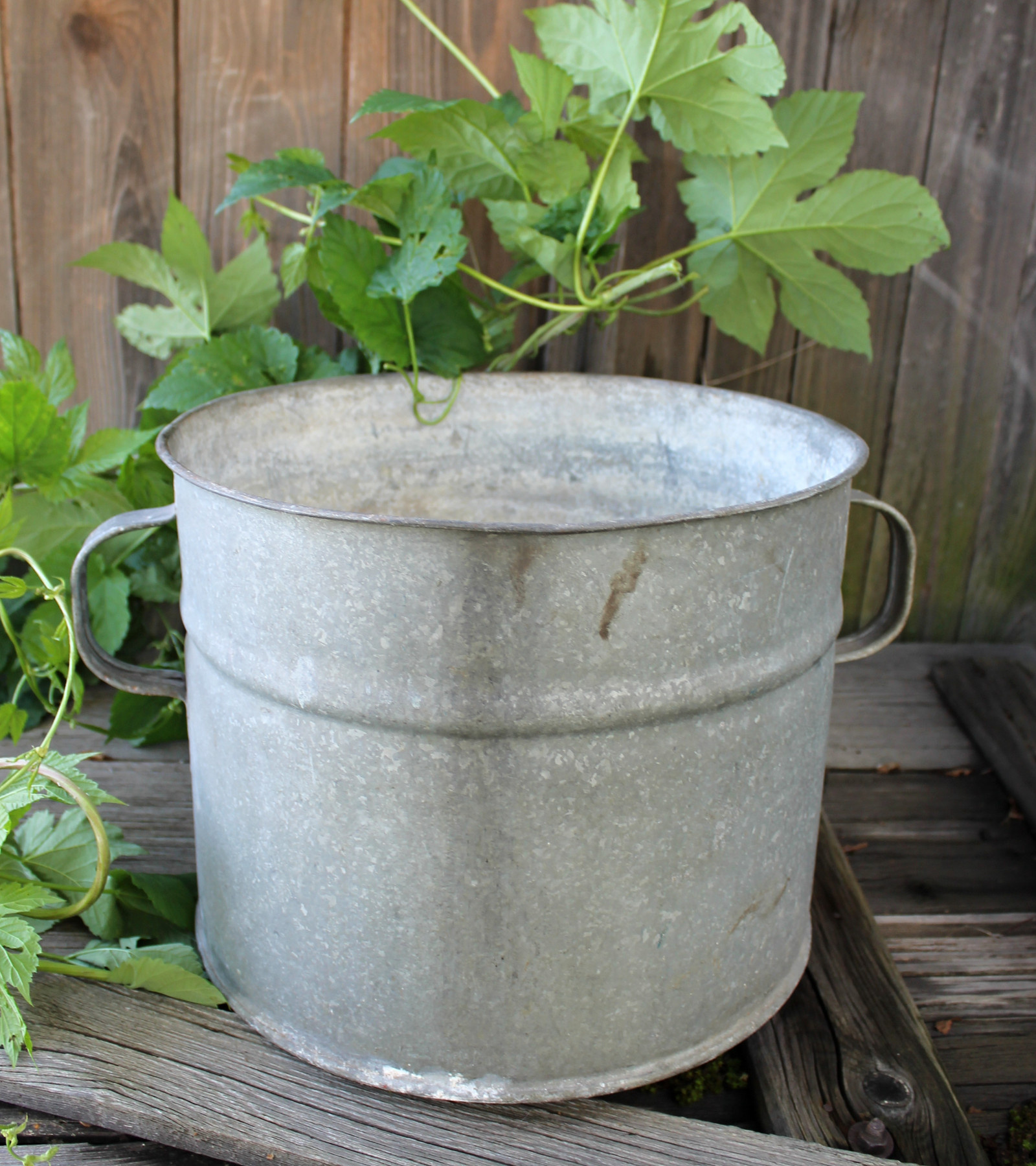 Nádobí dekorační Pozinkovaný zavařovací hrnec 20l pr.33 cm / od Kouzlo starých věcí | Fler.cz