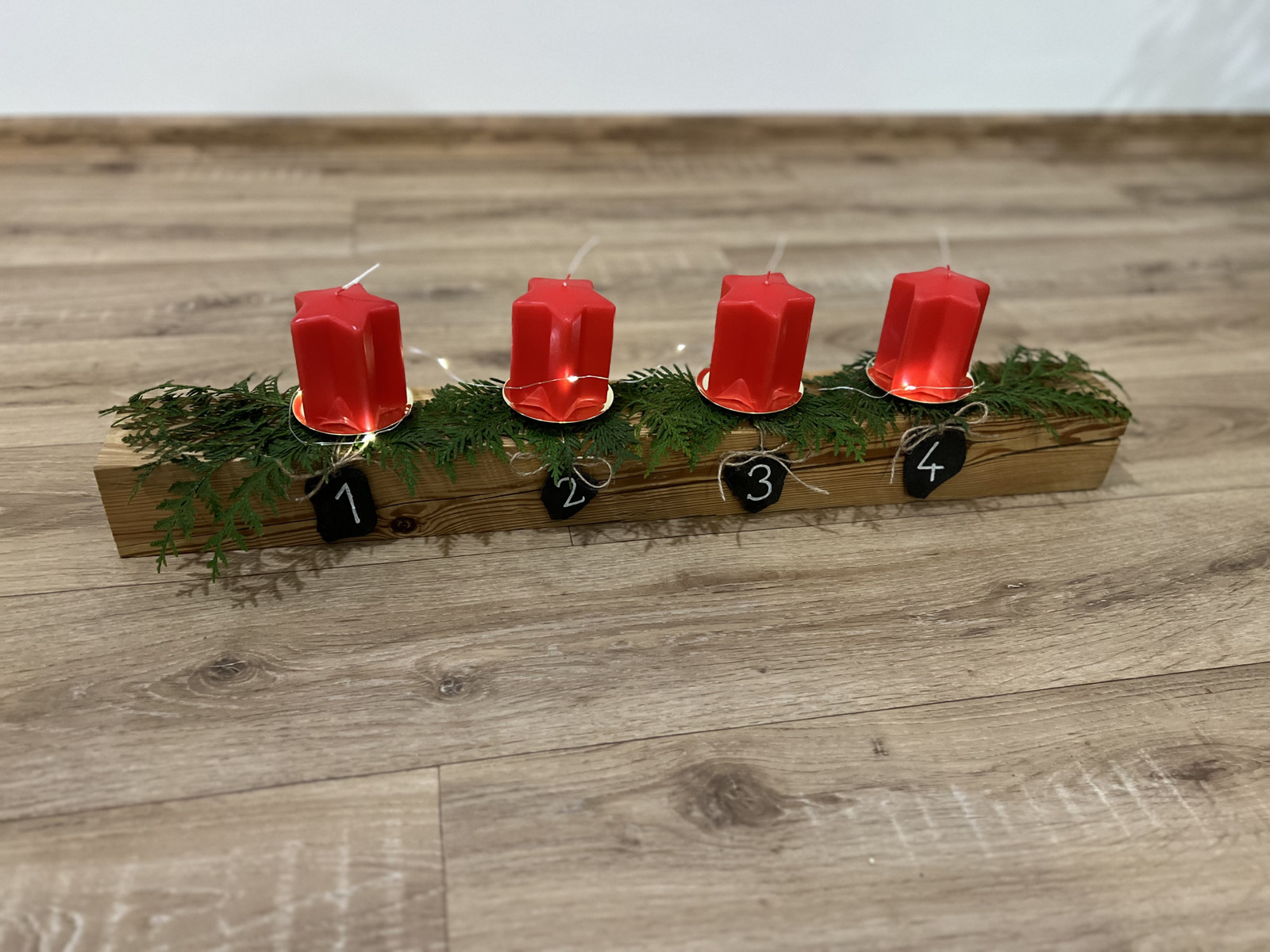 Hnědý Adventní svícen "trámek" / od lumaro | Fler.cz