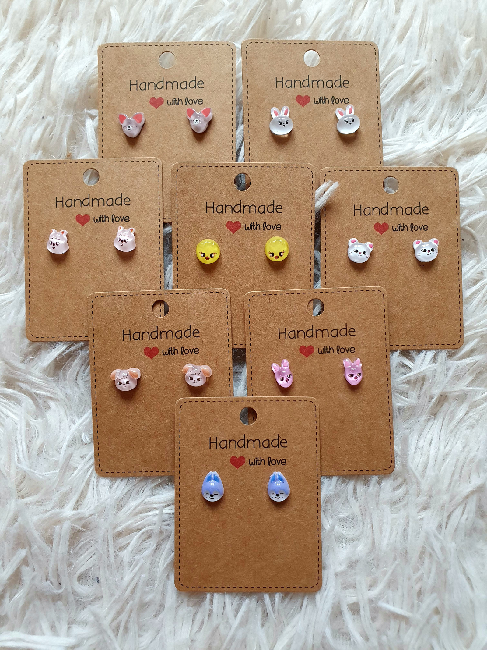 Vícebarevné Stray Kids náušnice SKZOO / od MochiHands | Fler.cz