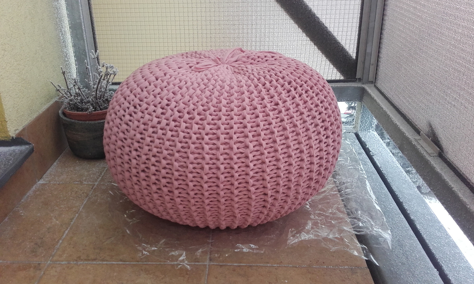 Puff velký starorůžový /průměr 56cm, výška 32cm/ / od D-atelier | Fler.cz