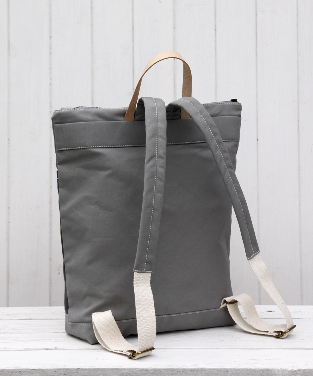 Šedý batoh No.3, vlk / od White Deer | Fler.cz