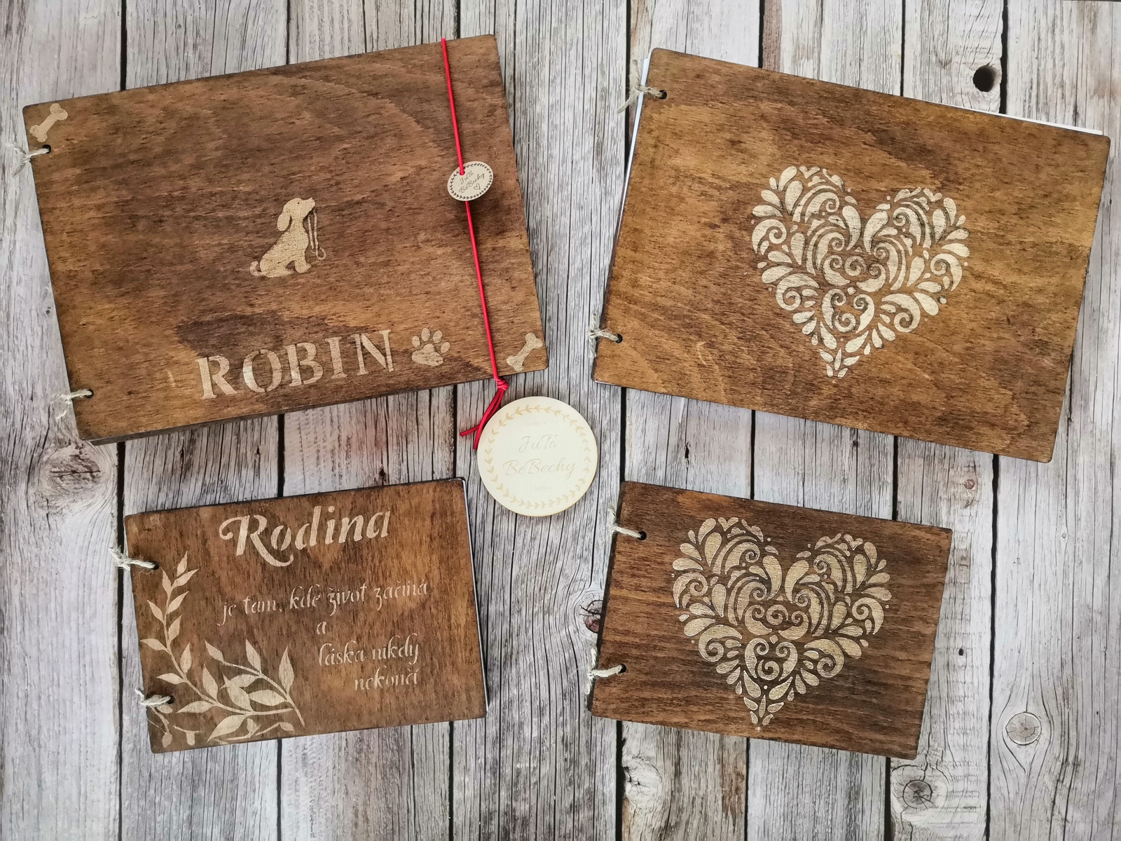 Hnědé Dřevěné fotoalbum - Rodina, A5 / od JuTo BeBechy | Fler.cz