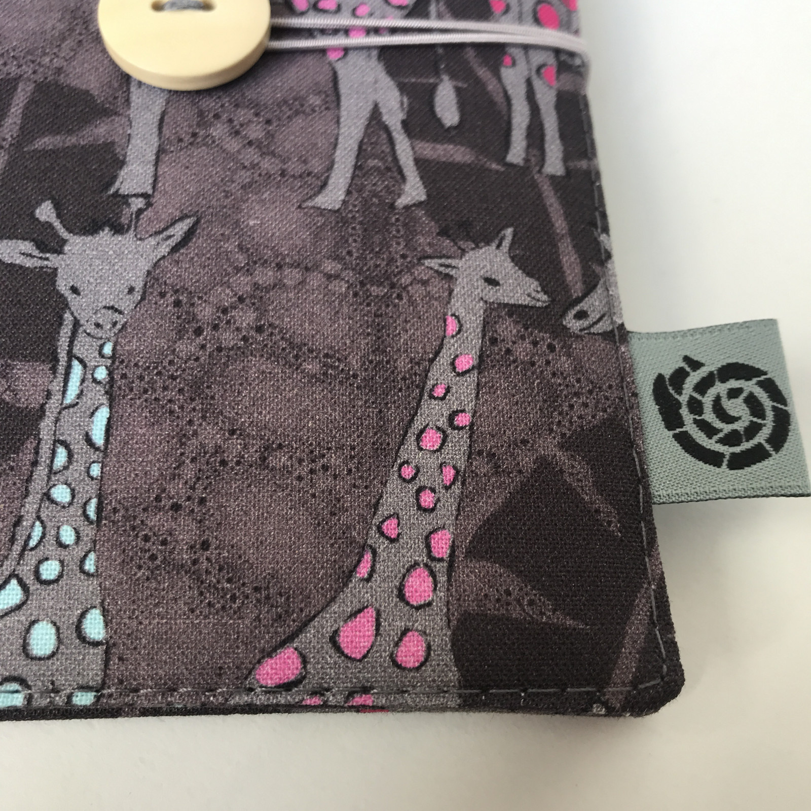 Obal na očkovací průkaz žirafky / od MossyArt | Fler.cz