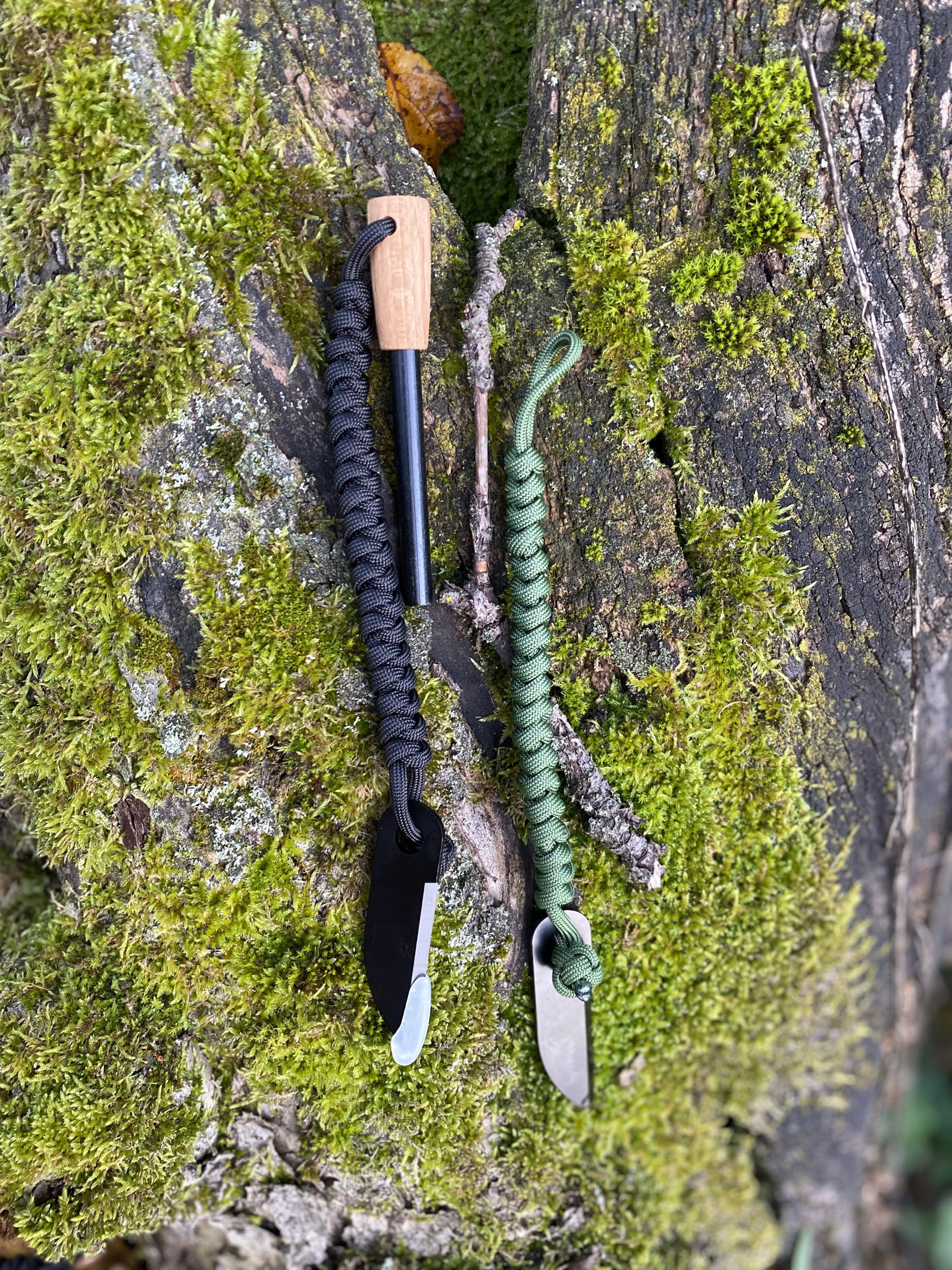 Křesadlo s rukojetí buk (vel.S) a paracordem / od PKshop | Fler.cz