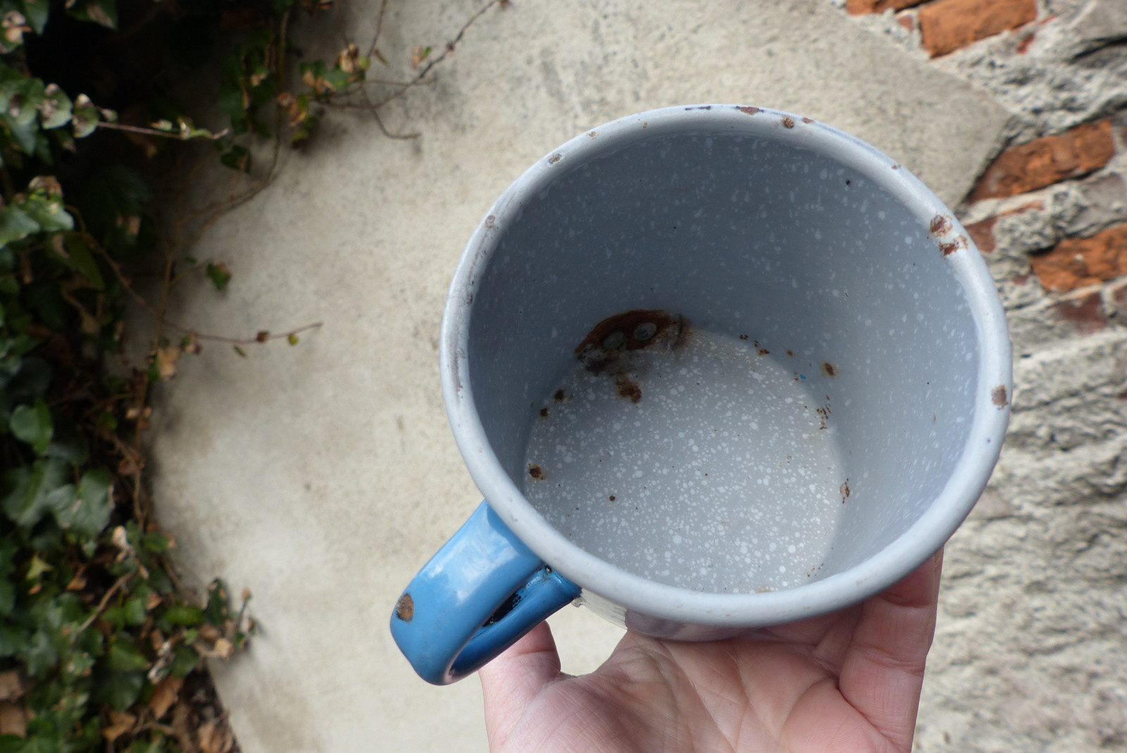Nádobí kuchyňské modré Půl litru... smaltovaný hrnek / od návraty | Fler.cz