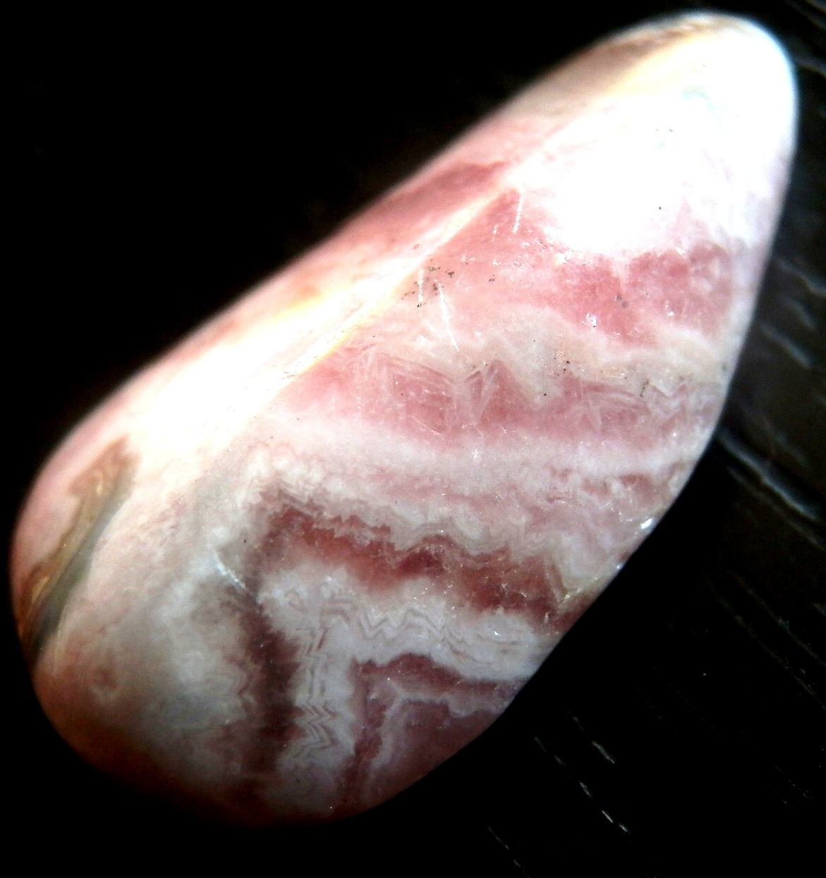 Minerál růžový Rodochrozit - tromlovaný kousek / od Jan Sedláček | Fler.cz