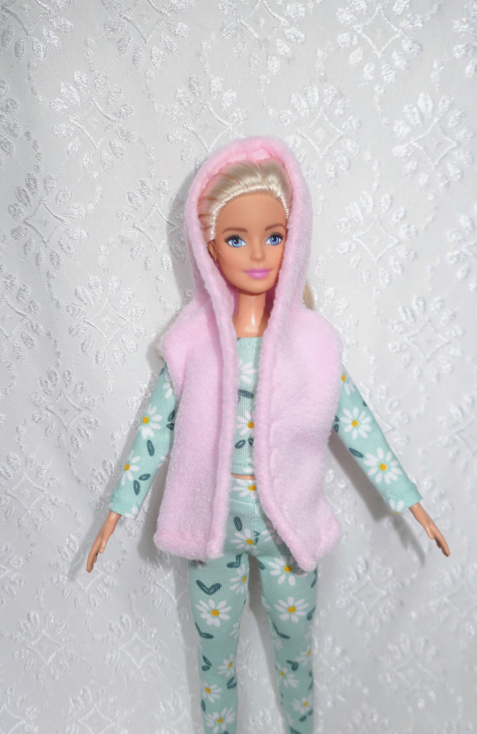 Oblečky pro panenky růžové Barbie - vestička / od Mína2008 | Fler.cz