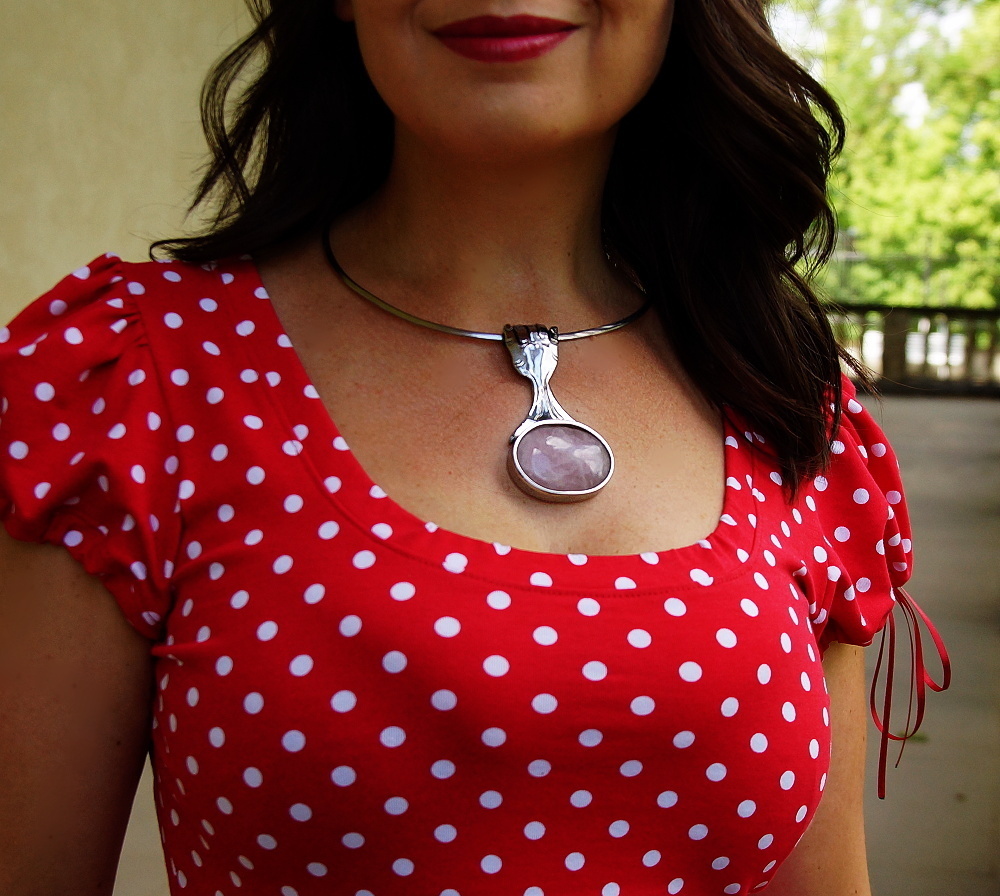 Dámský Nerezový náhrdelník...." Pink hand " / od dansal | Fler.cz