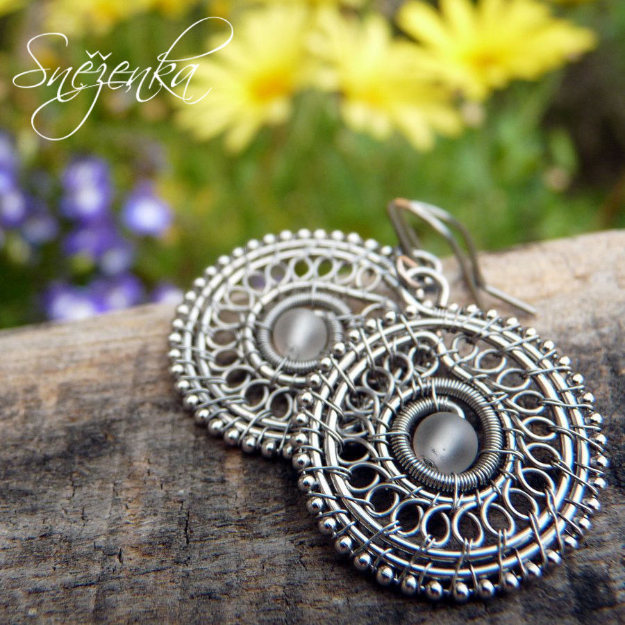 Dámské bílé Krajkové mandaly III - náušnice s mat. křišťálem / od ...