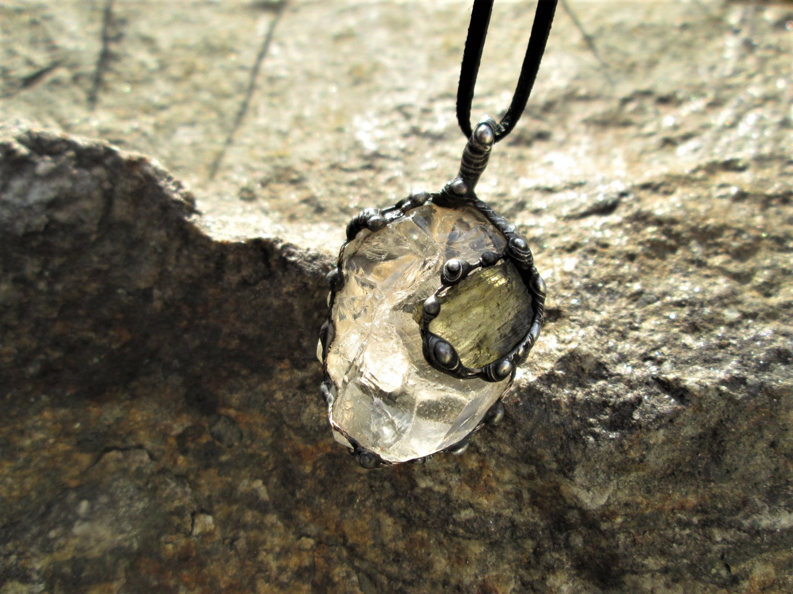 Přívěsek čirý Talisman ,, Hvězdných dětí " / od Esus | Fler.cz