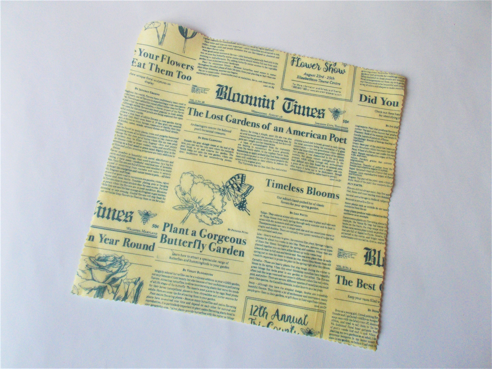 Bílý Voskovaný ubrousek, Noviny 30x30 cm / od Green Pin | Fler.cz