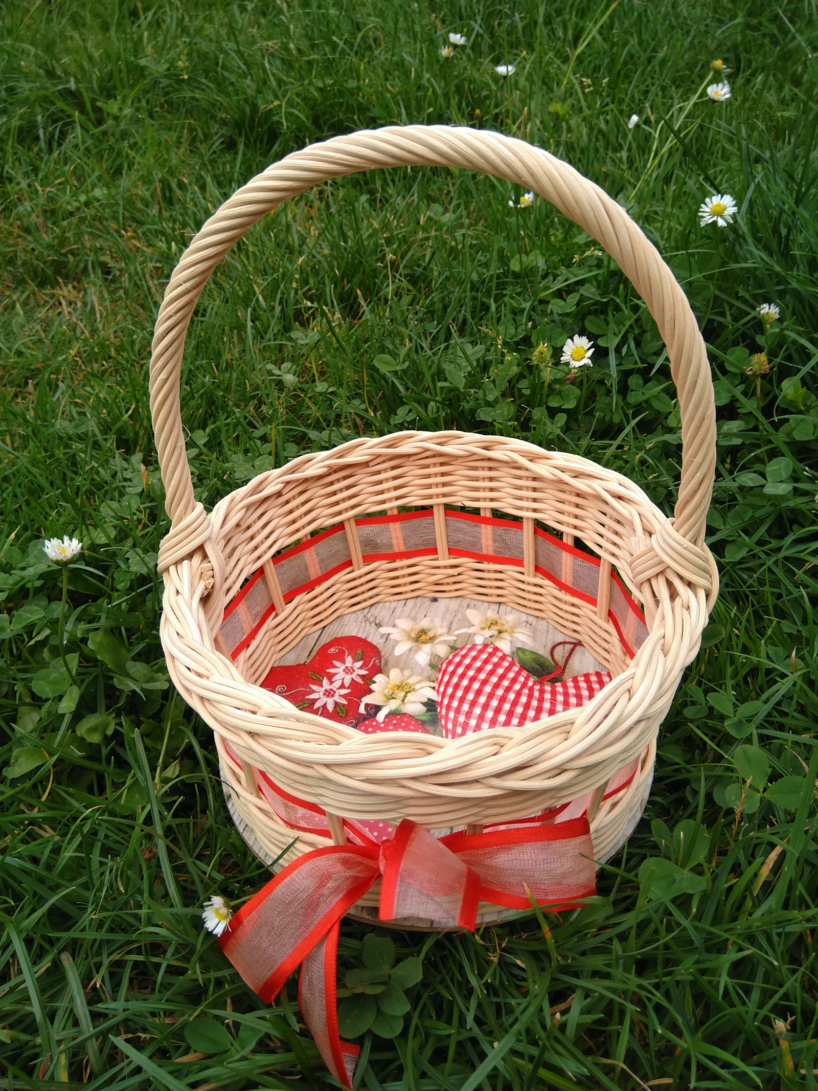 Košík červený Košíček - srdíčkový / od tren | Fler.cz