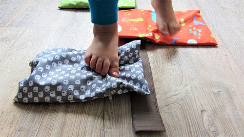 Senzomotorický chodníček pro děti / od Littleindian | Fler.cz