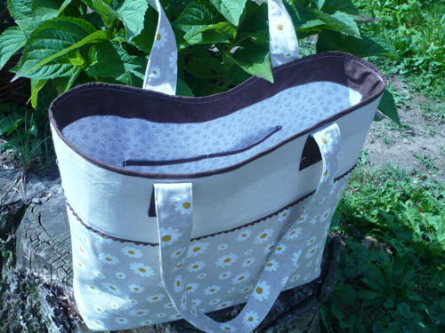 Bílá Taška s kopretinami - sleva / od Agyko | Fler.cz