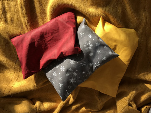 Nahřívací obilný polštářek - červený / od Lea | Fler.cz