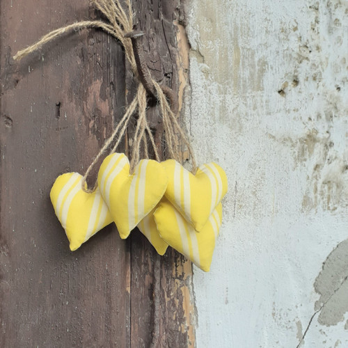 Srdíčka - žlutá s proužky / od AMA | Fler.cz