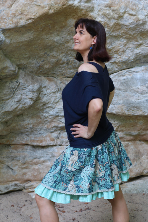 Dámská tyrkysová vlci v tyrkysu... sedlová sukně vel. 40 - 42 / od ...