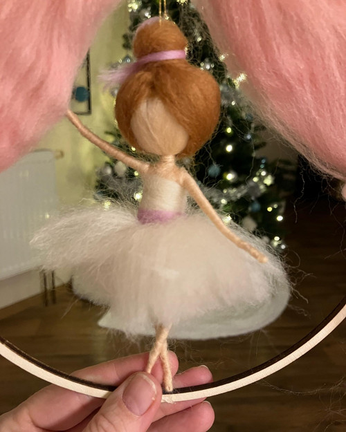 Postava růžová Plstěná baletka v kruhu / od Hanka2 | Fler.cz