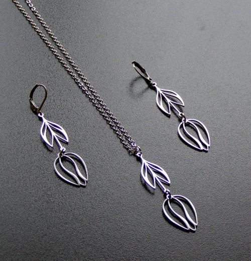 Dámský Náhrdelník z chir. oceli - TULIPÁN / od Ocelové šperky | Fler.cz