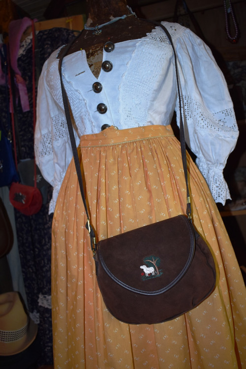 Kabelky a tašky dámské hnědé S ovečkou... kožená kabelka... / od Panská ...