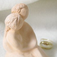 Socha růžová Harmonie / od Keramika-Kami | Fler.cz